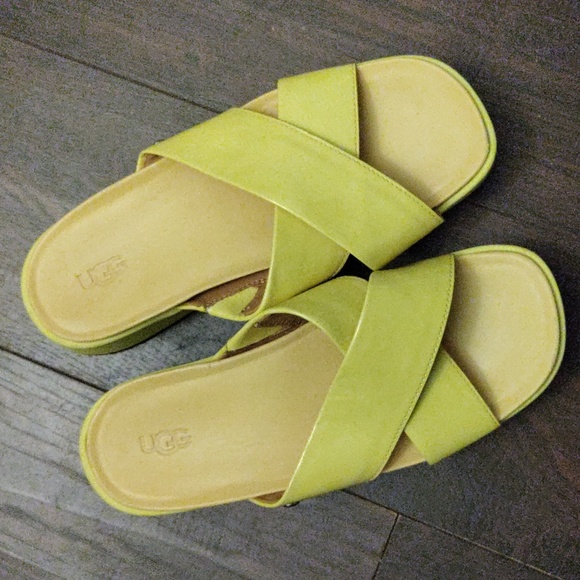 UGG | Shoes | Ugg Emily Platform Slide Sandals 17896 | Poshmark